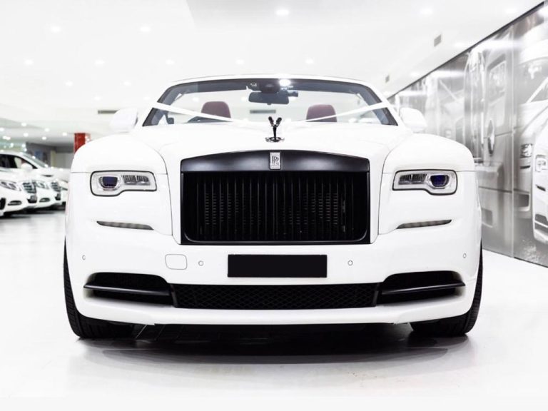 Rolls Royce Phantom - Chrysler Limos Sydney